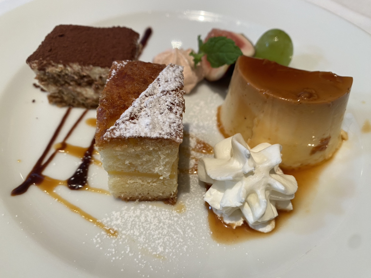 » お誕生日会｜社会保険労務士法人 東海労務保険事務所